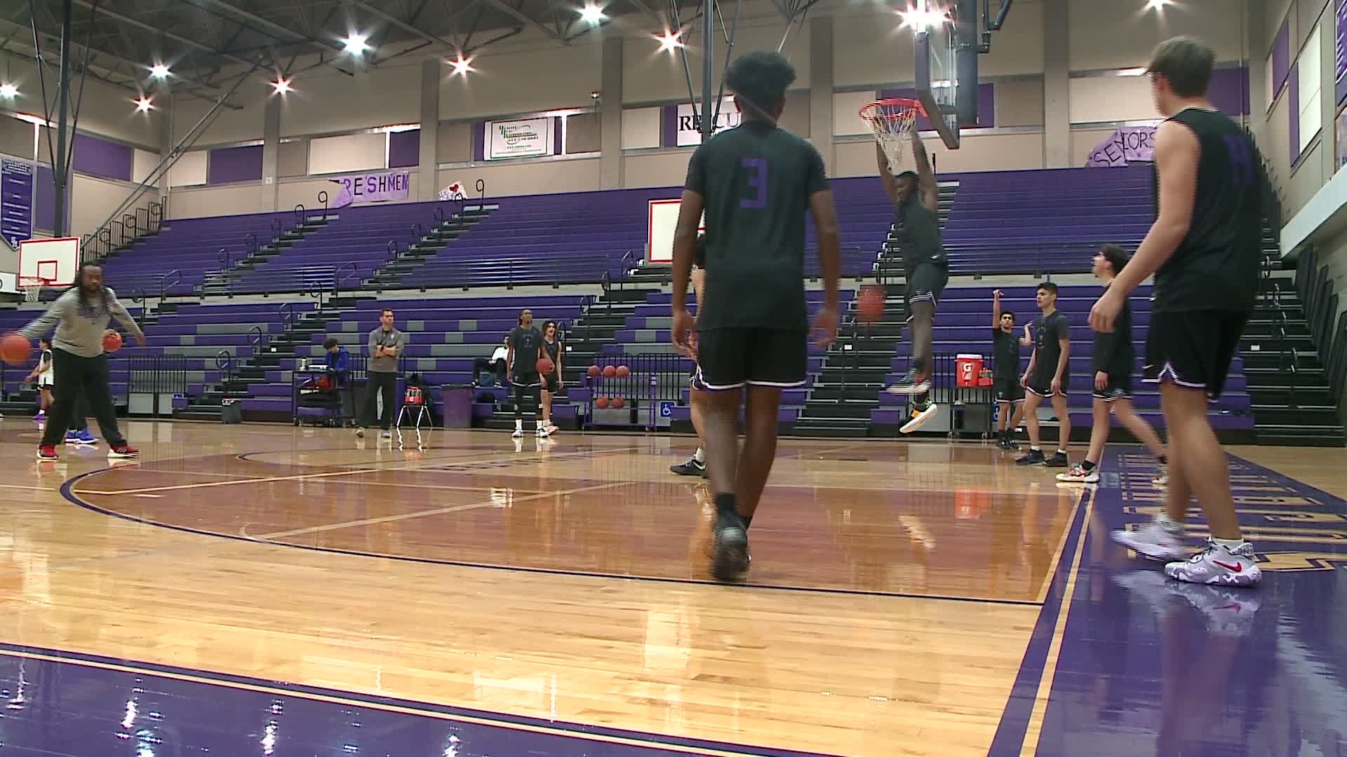 San Marcos basketball persevering for historic season – KXAN Austin