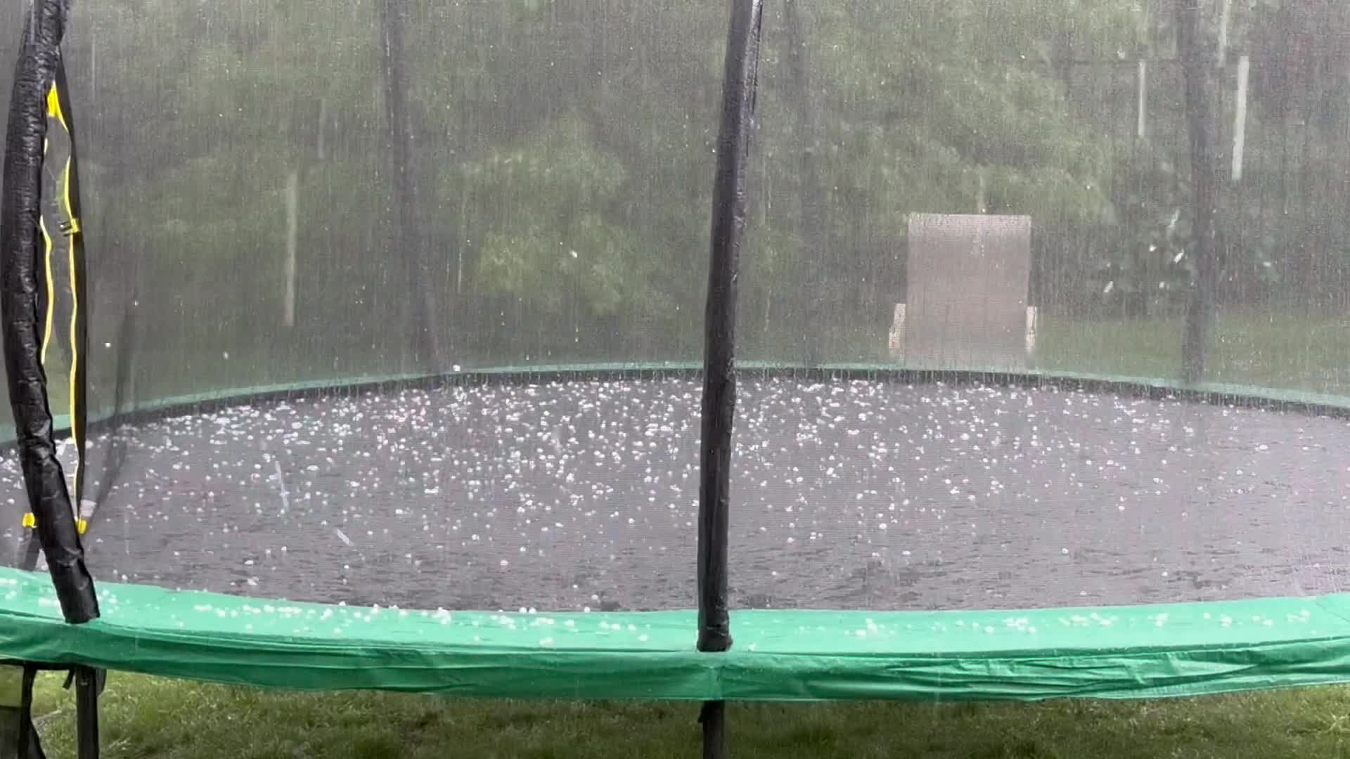 Hail bouncing on trampoline in Steiner Ranch – KXAN Austin