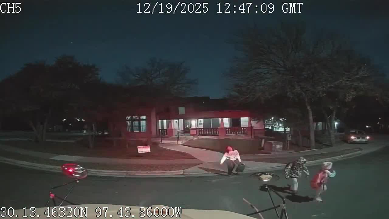 Video: Waymo caught driving pass kids and stopped AISD school bus ...