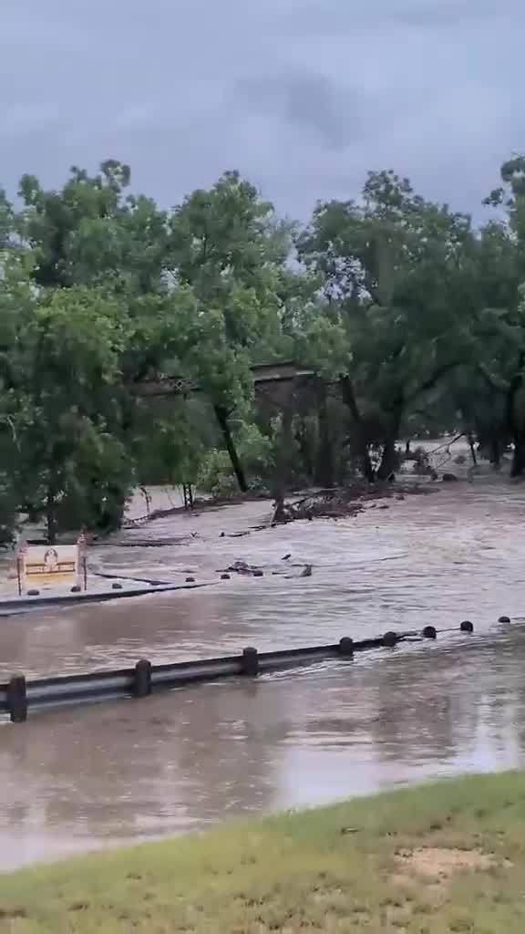 Joppa Bridge floating away – KXAN Austin