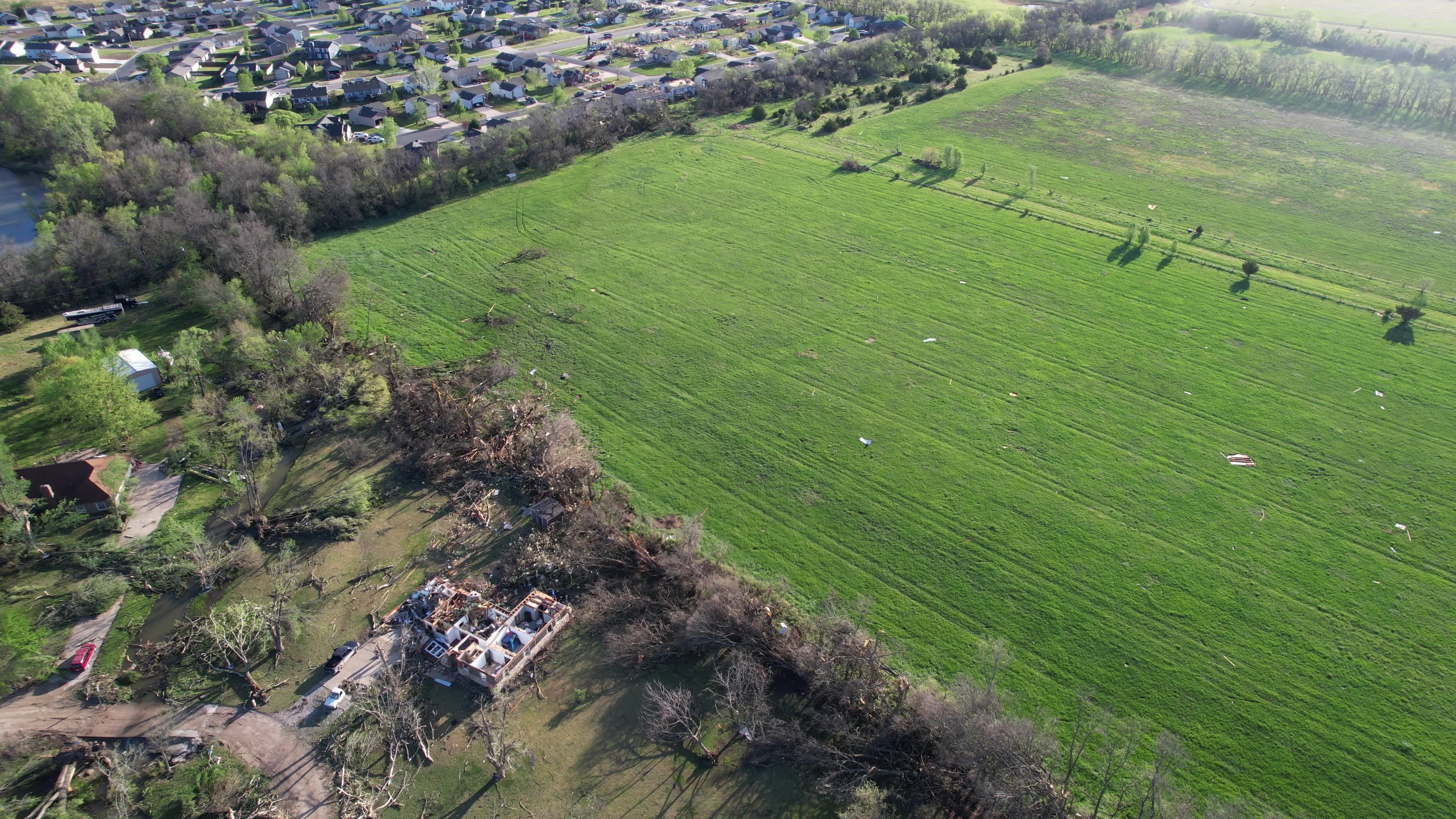 Andover tornado damage – KSN-TV