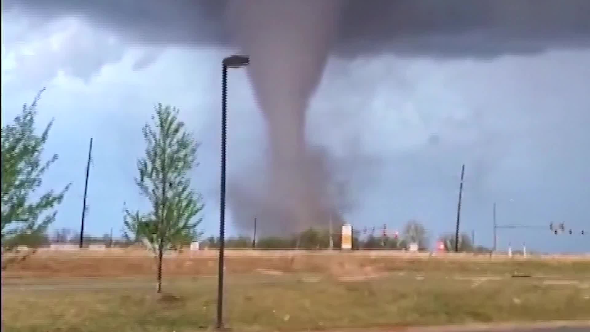 KSN Meteorologist Ronelle Williams video of tornado – KSN-TV
