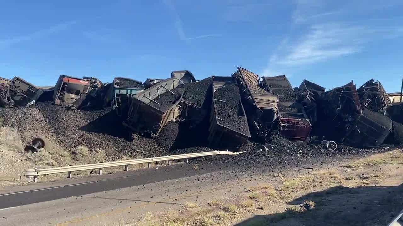 Images: Train derailment closes I-25 – FOX21 News Colorado