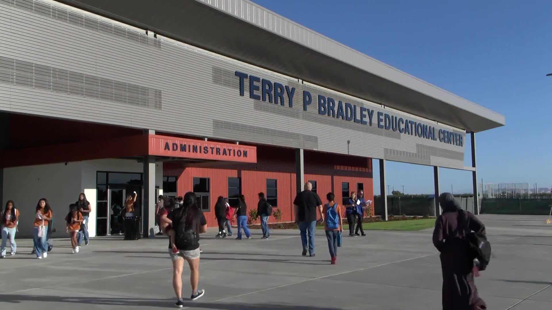 Clovis Unified debuts Terry P. Bradley Educational Center – CBS47 and ...