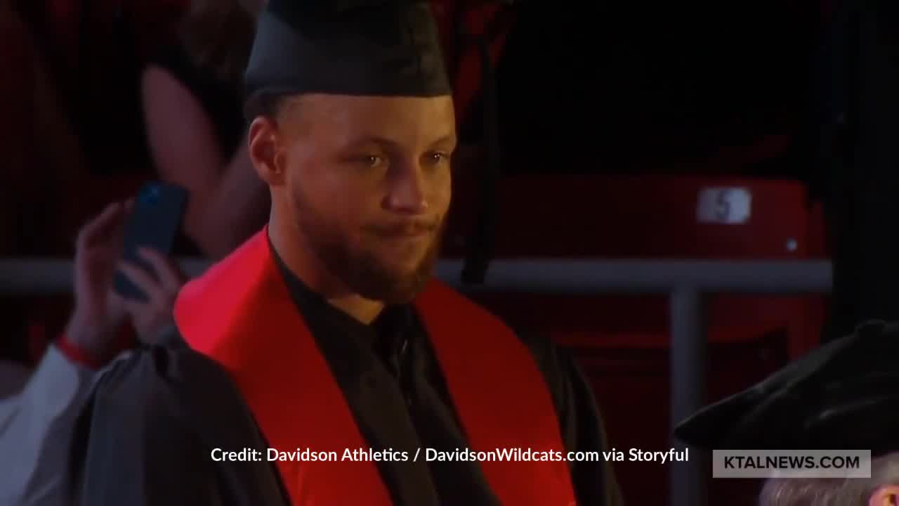 Steph Curry graduates and is inducted into Hall of Fame at former ...