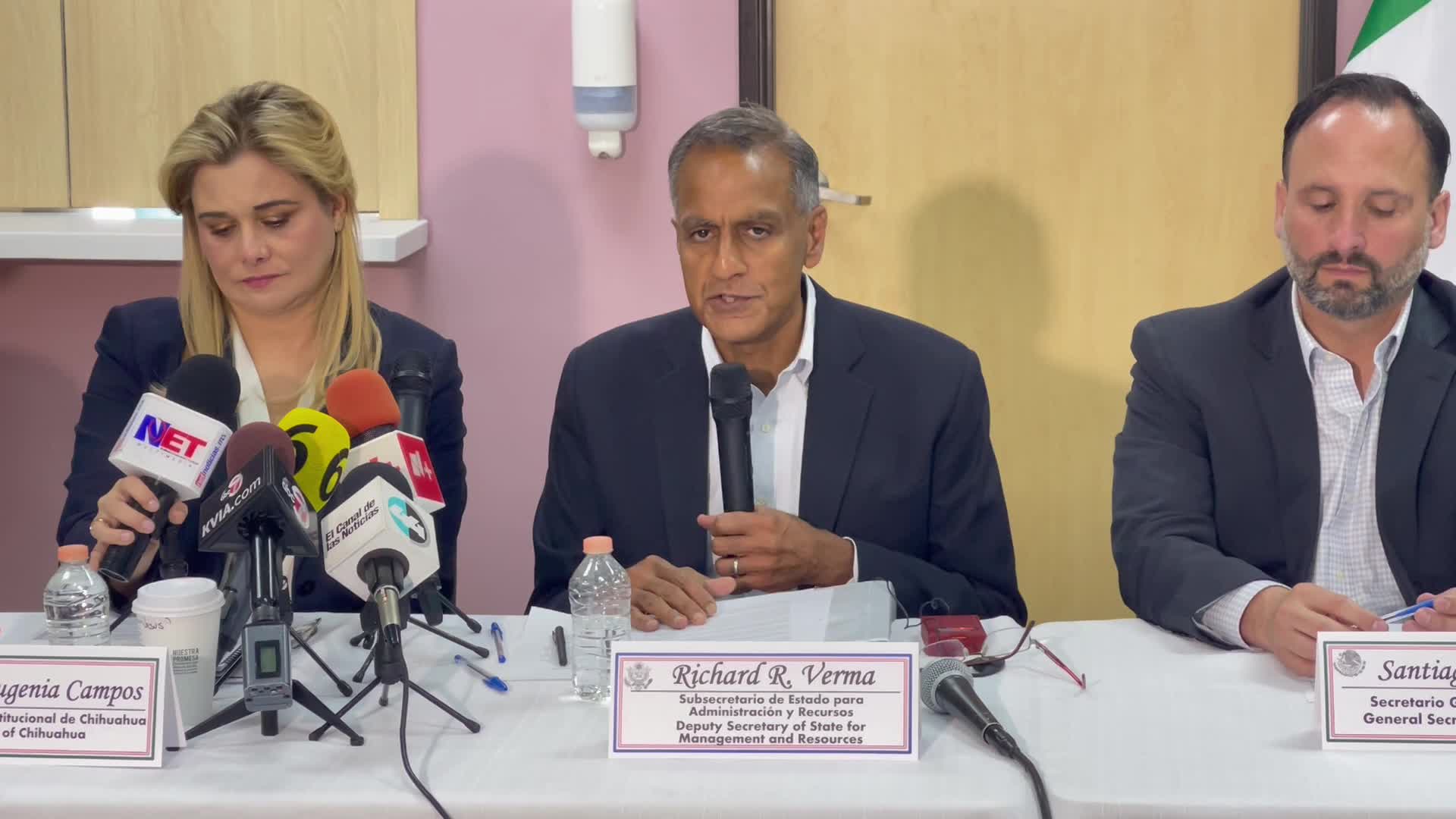 Texas governor’s border buoys ‘inhumane and ineffective,’ Deputy ...