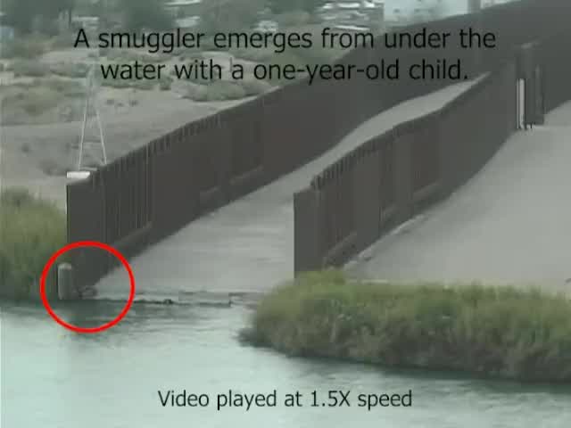 Smuggler, 1-year-old emerge from water; child abandoned – BorderReport