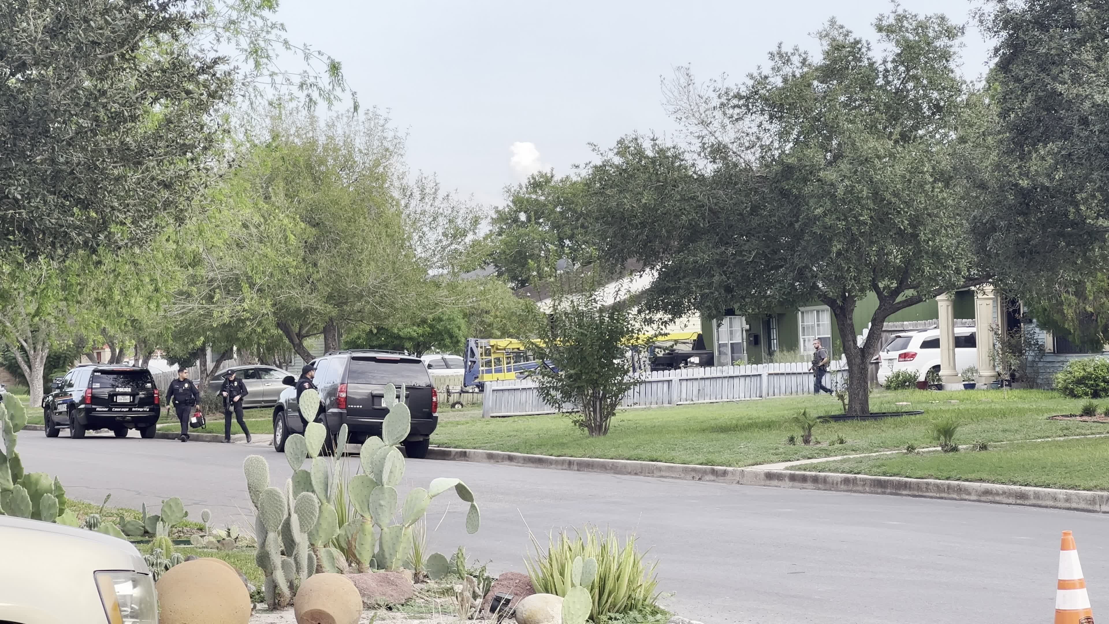 Harlingen police and SWAT respond to domestic dispute – KVEO-TV