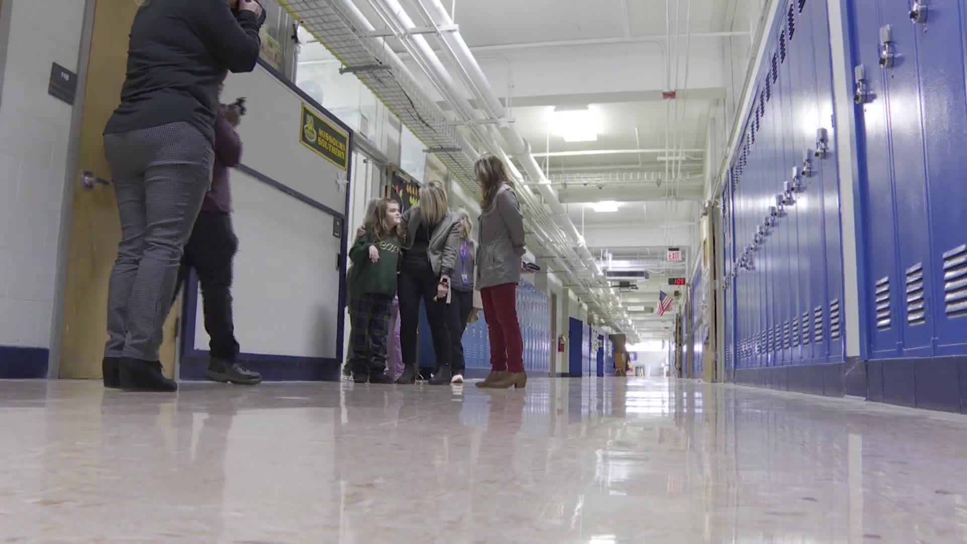 Lawmaker spends day as principal at Carthage Junior High – KSNF/KODE ...