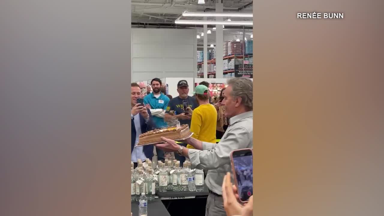 Breaking Bad Stars At San Diego Costco – FOX 5 San Diego & KUSI News