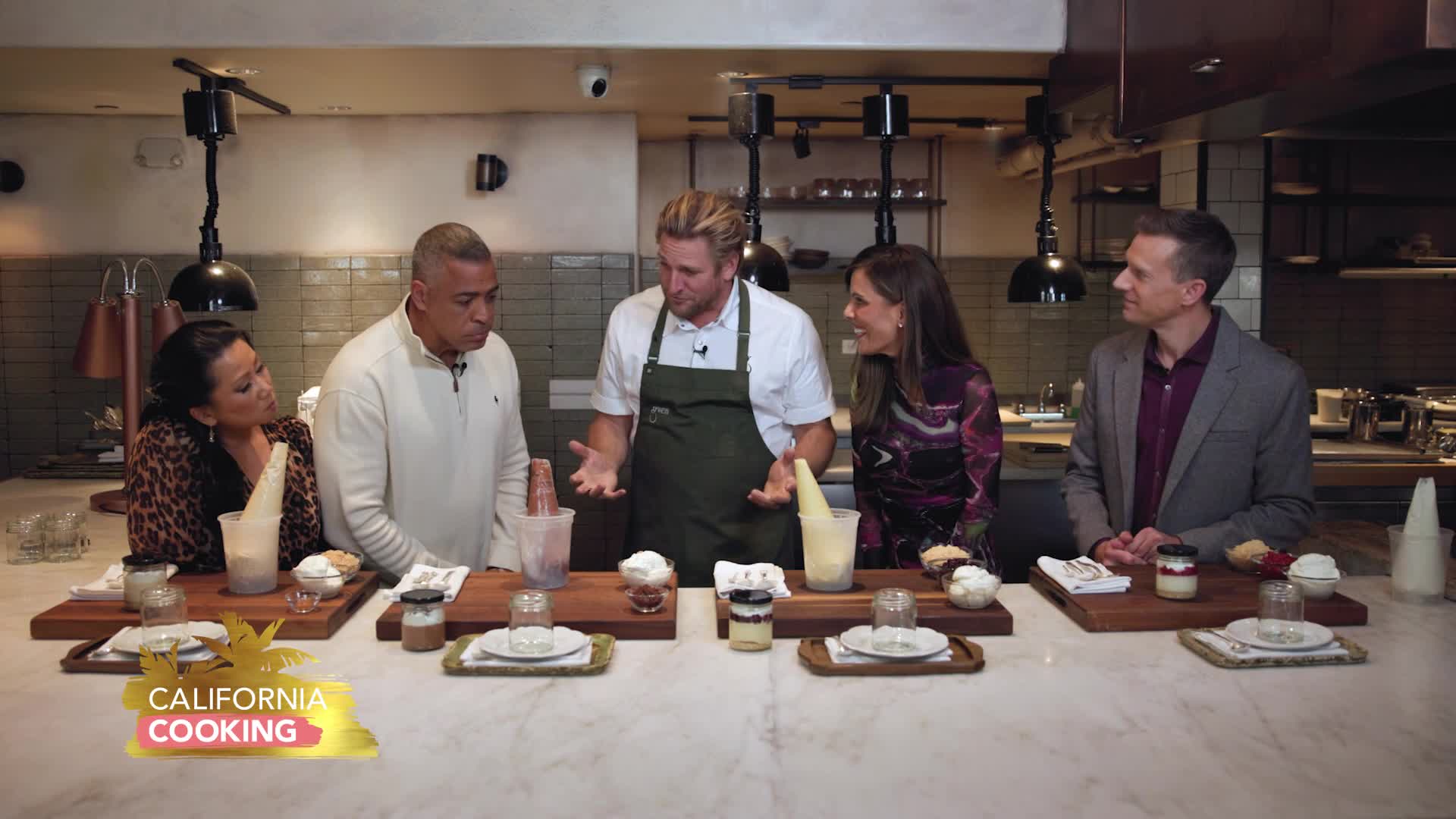 California Cooking: Friendsgiving 2023 – Pie in a Jar – KTLA