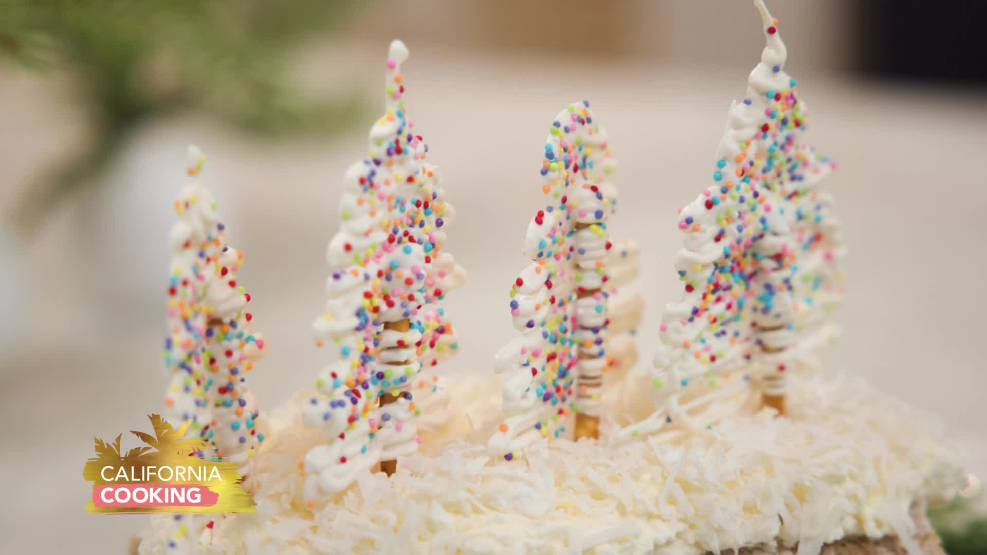 White Christmas Tree Cake – KTLA
