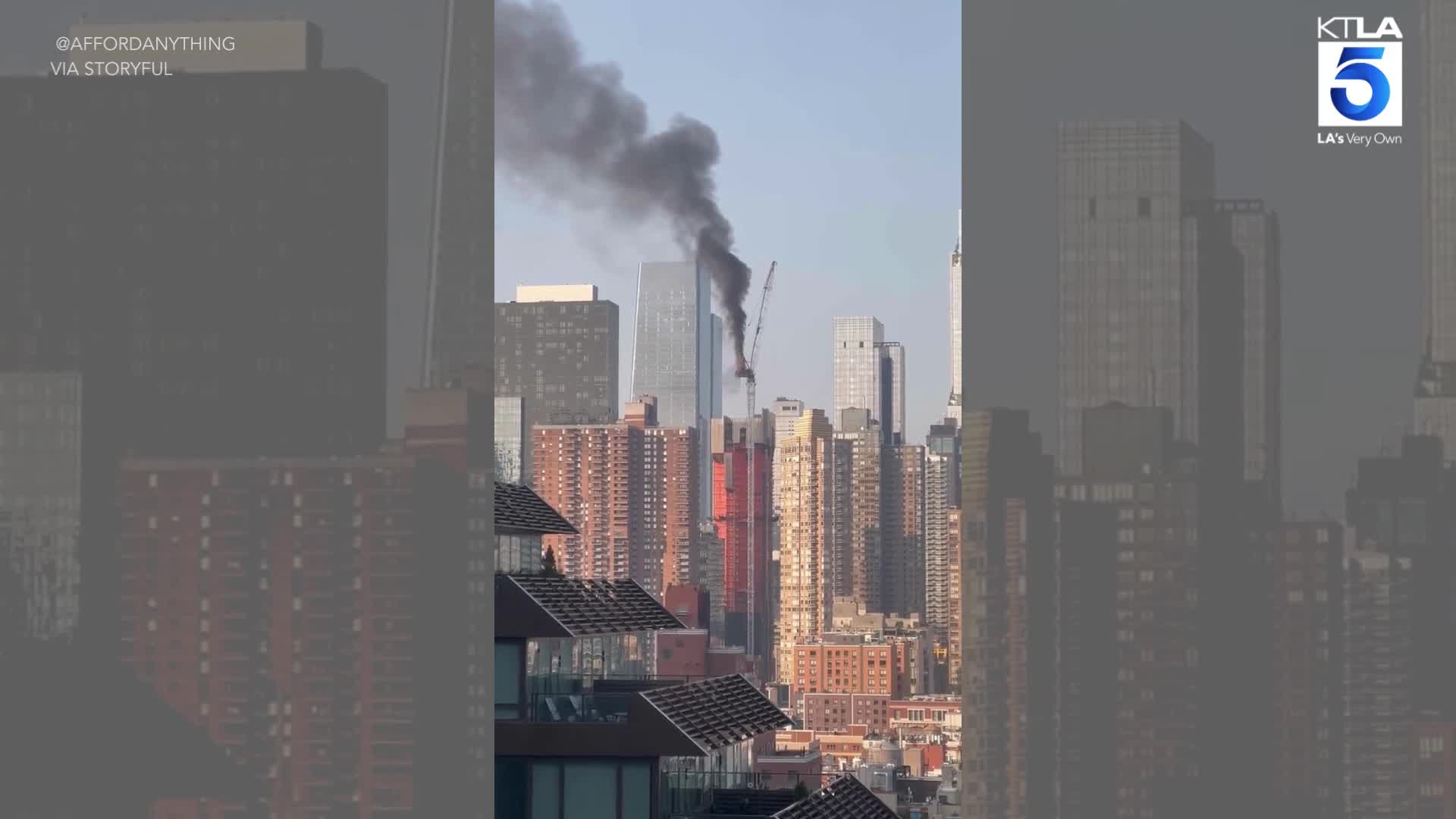 Video shows Manhattan crane collapse – KTLA