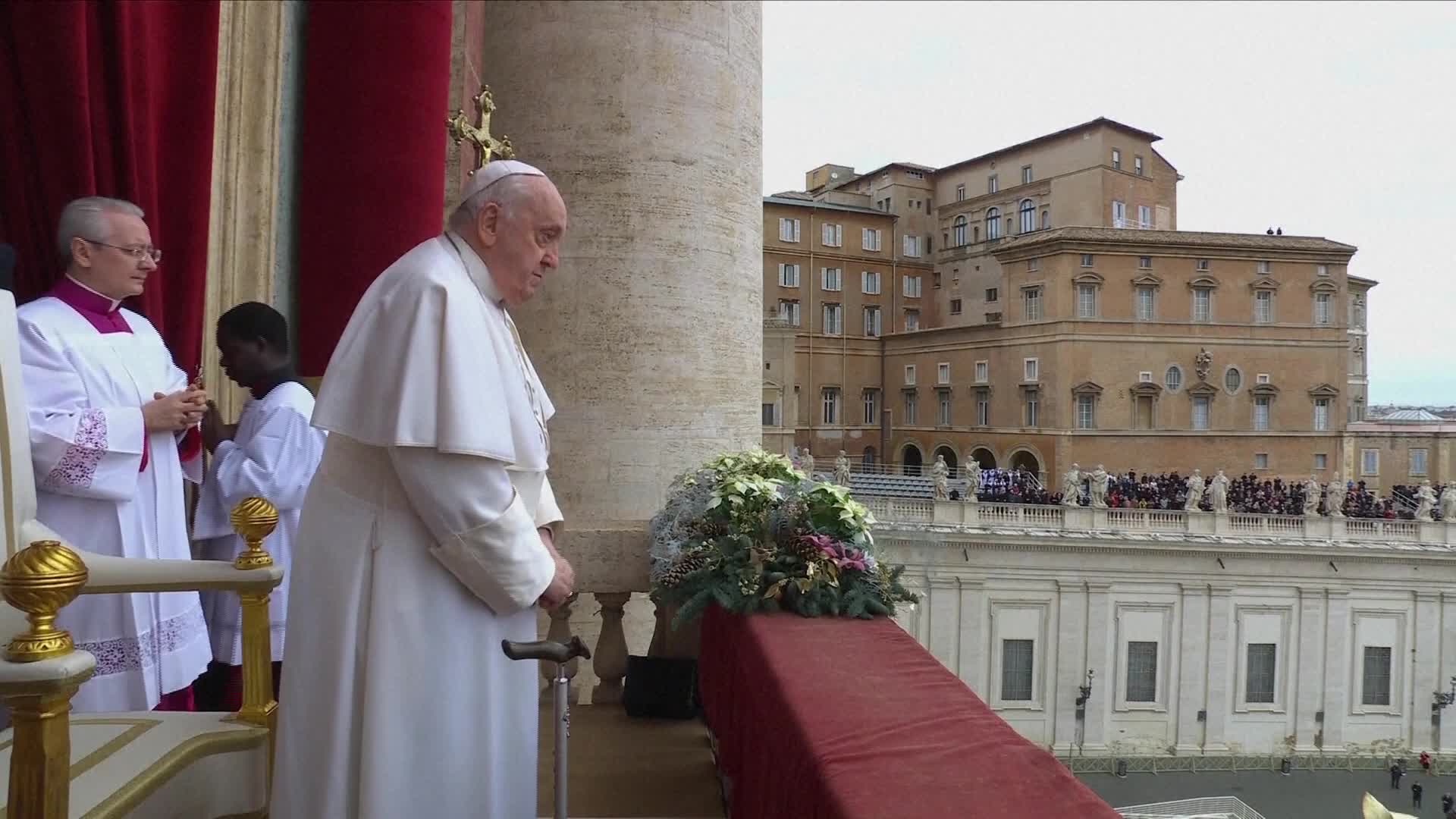 Pope criticizes weapons industry, prays for peace in Middle East – KTLA